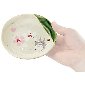 Studio Ghibli - My Neighbor Totoro - Sakura/Cherry Blossom, Skater Traditional Japanese Porcelain Dish Series - Small Plate
