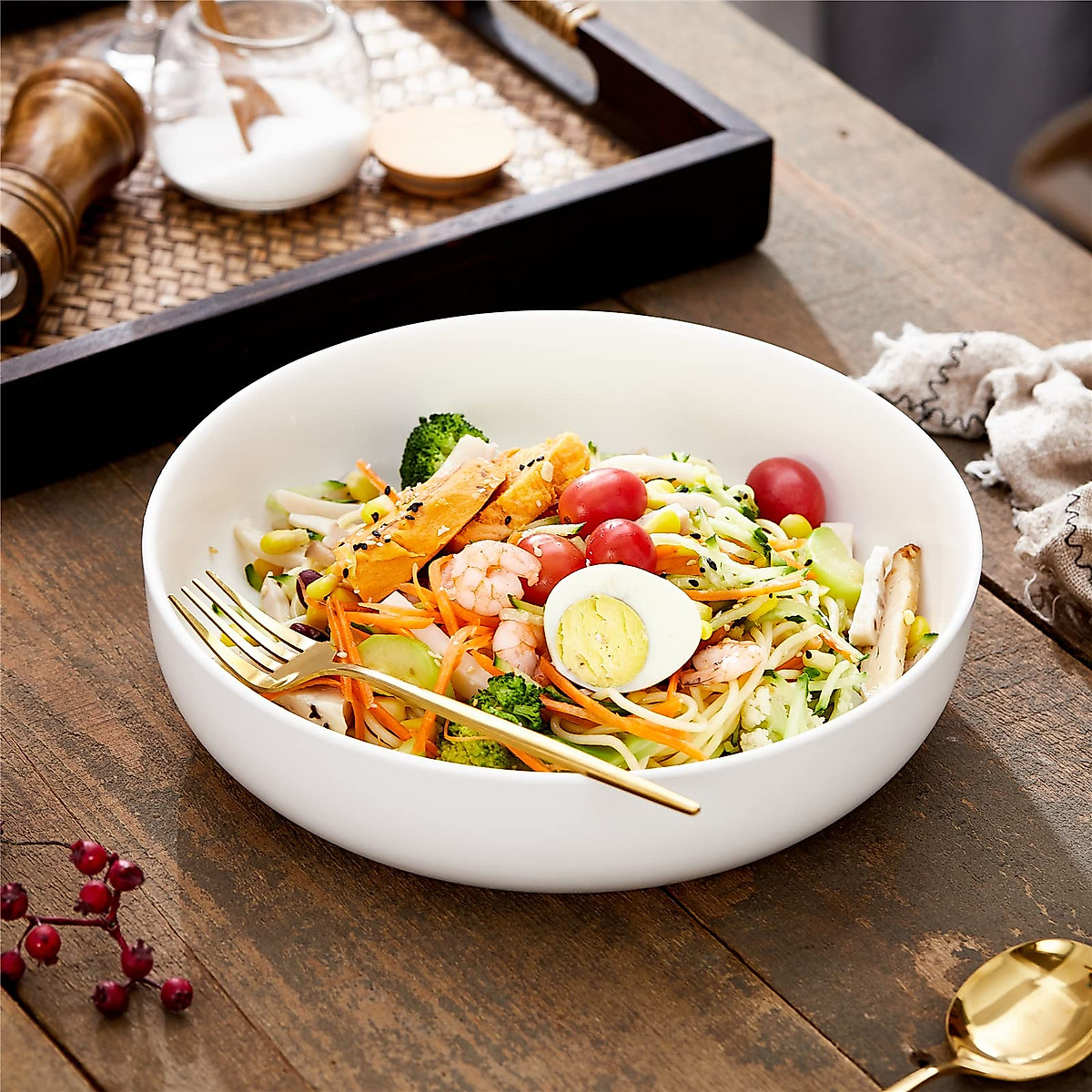 Swuut 10" Large Serving Bowl, 2.8 Quart Big Salad Bowl, Porcelain White Pasta Bowl, Sturdy Mixing Bowls, Matte Soup Bowl for Family Kitchen,Microwave & Dishwasher Safe (White)