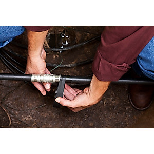 3M Scotch Vinyl Electrical Tape Super 88, 3/4 in x 44 ft, Black, 1 roll, Premium Grade, Rubber Resin Adhesive, PVC Backing, All-Season Heavy Duty Electric Tape