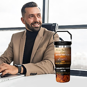 Wuepncah 30 Oz Boss Tumbler with Handle and Straw, Office Gifts Ideas for Bosses Day Cups, Stainless Steel Boss Mug Gift for Men in Bosses Day, Fathers Day, Birthday