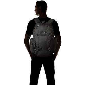 Oakley Blade 30L Backpack, Blackout