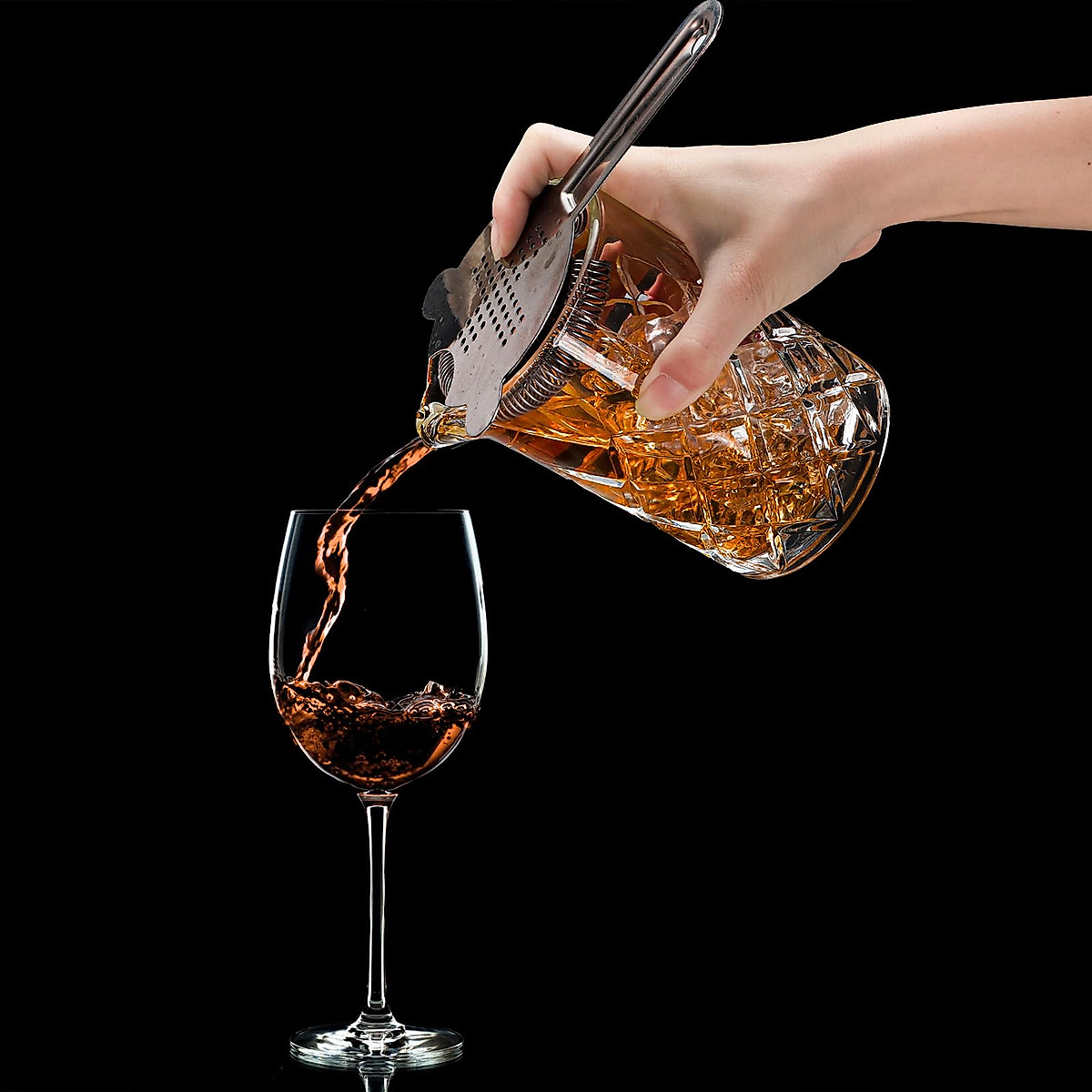 Tebery Seamless Crystal Cocktail Mixing Glass for Stirring Drinks, 16Oz Thick Bottom Bar Mixing Pitcher, Stirring Glass Drink Maker for Bar, Bartenders