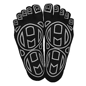 Mato & Hash 5-Toe Exercise Barefoot Feel Yoga Toe Socks With Full Grip - 3PK Blackout/Grey/Black CA7000GR S/M