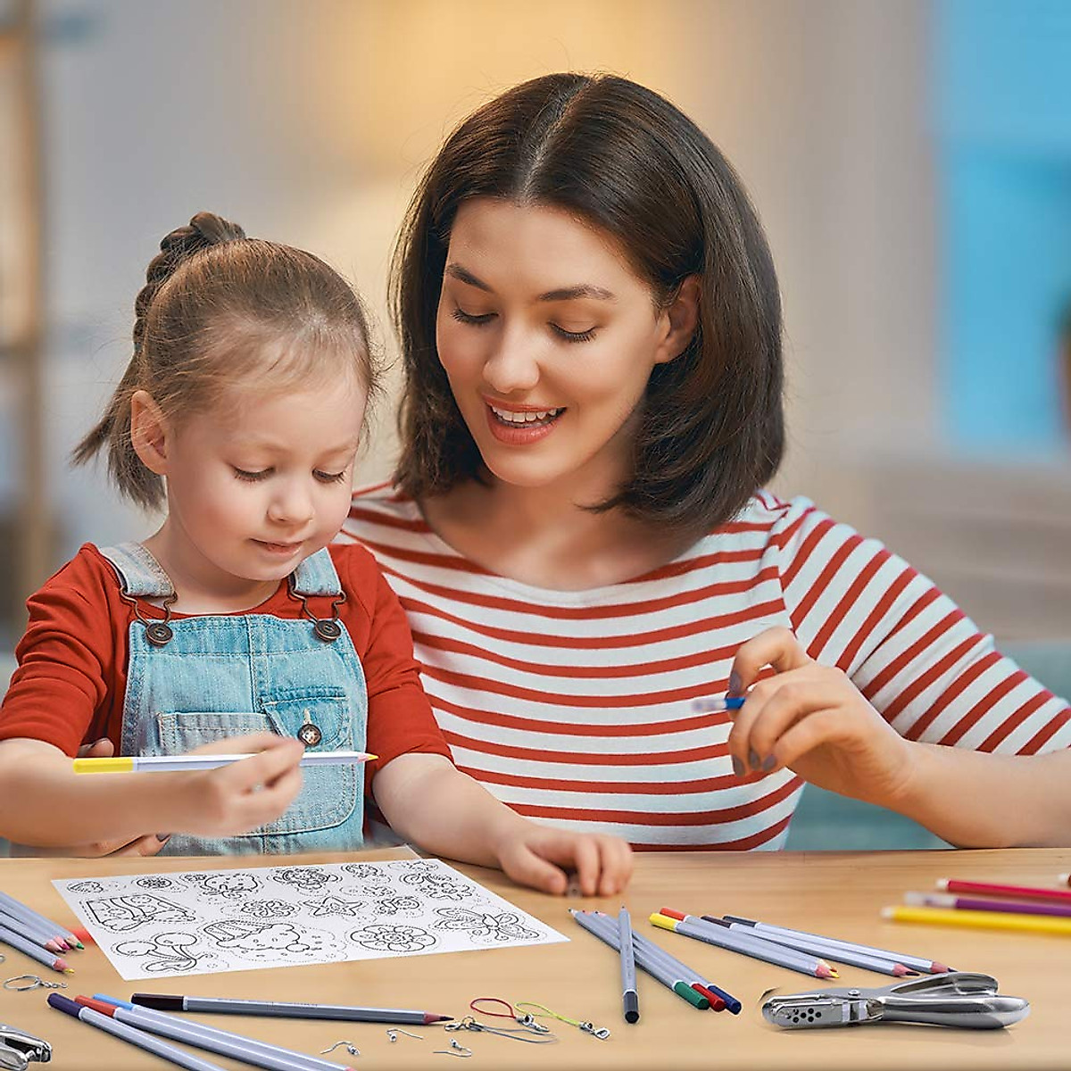 POPMISOLER 183 Pieces Shrink Plastic Kit DIY Ornaments or Creative Craft DIY Accessories Kit for All Ages Great Gift