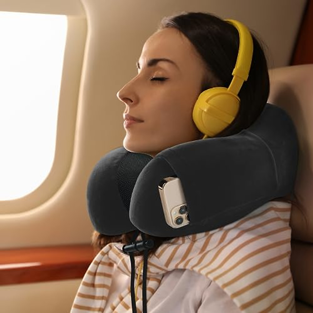 urnexttour Travel Pillow and Blanket Set Neck Pillow Airplane Memory Foam for Traveling Compact with Bag Black