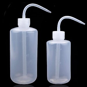 Yugui Tattoo Wash Bottle 2Pcs Wash Bottle Watering Tools Economy Plastic Squeeze Bottle 500ml&250mL for Medical Label