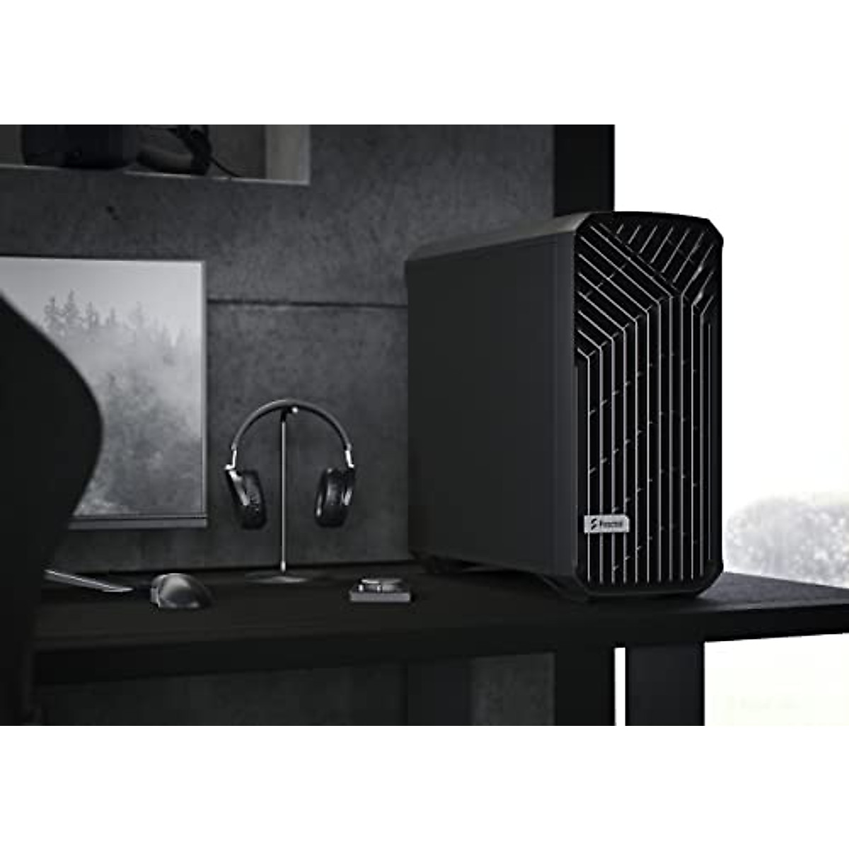 Fractal Design Torrent Gray - Ligth Tint Tempered Glass Side Panel - Open Grille for Maximum air Intake - Two 180mm PWM and Three 140mm Fans Included - Type C - ATX Airflow Mid Tower PC Gaming Case