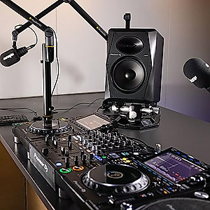 Pioneer DJ VM-80 8-inch Active Monitor Speaker - Black