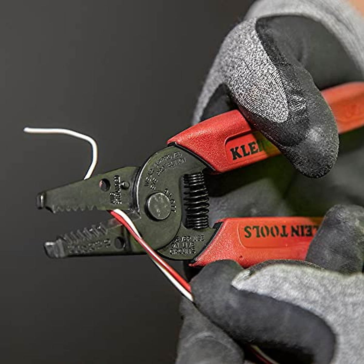 Klein Tools 11046 Wire Stripper/Cutter 16-26 AWG Stranded