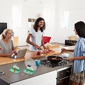 Kitchen Spoon and Lid Rest 2 Pack, Windspeed Green Kitchen Spatula Rest Holder Detachable Spoons Cooking Stand Countertop Keep Clean Cooking Ladle Organizer for Pot Lid, Fork, Tongs (Green)