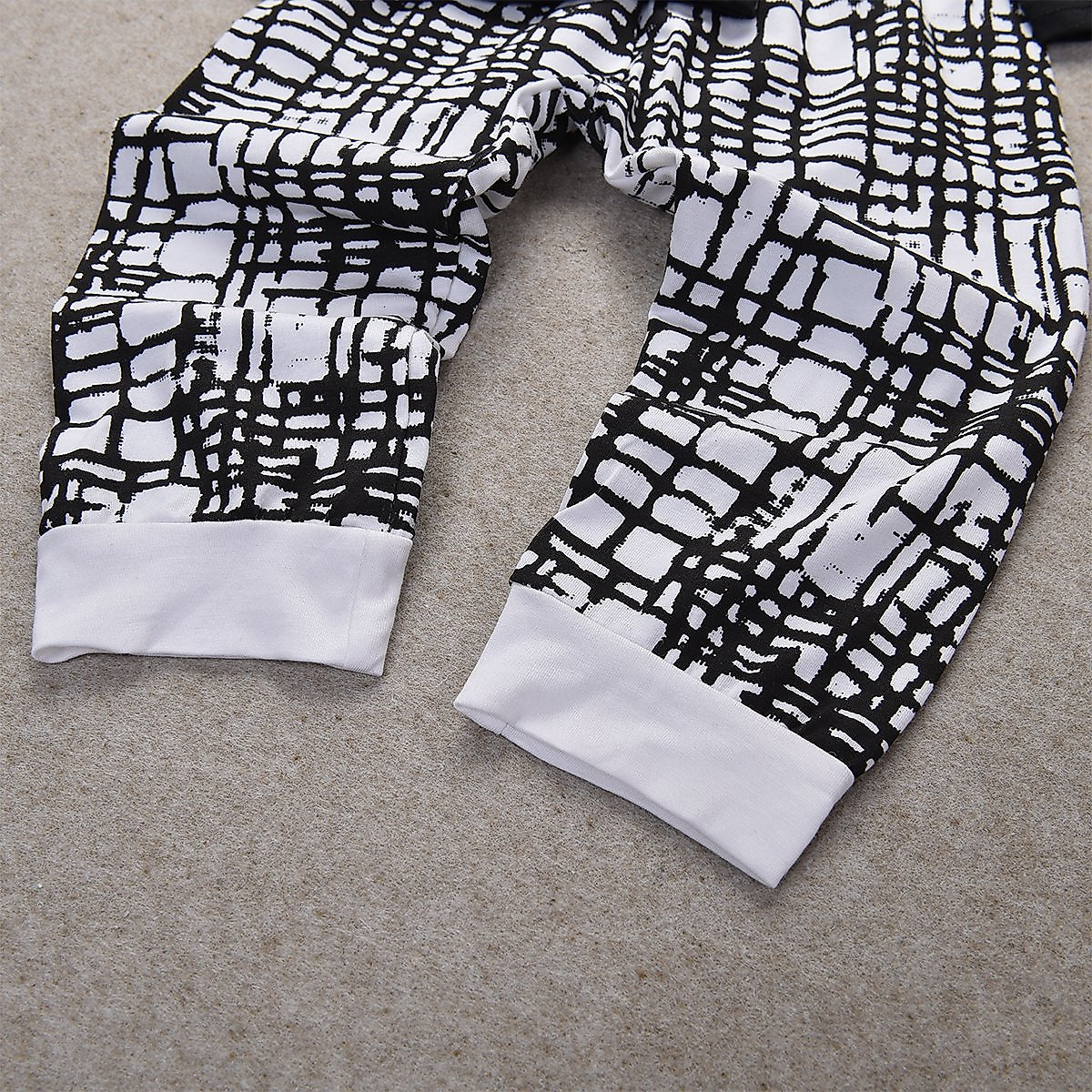 Newborn Baby Boys Clothes Wild Boy Letter Print T-Shirt Tops and Pants Outfits Set Autumn Winter(01 black,12-18 months)