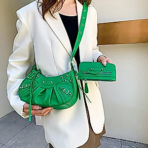 Women Shoulder Bag Leather Rivet Crossbody Bags for Women Purses and Handbags Vintage Shoulder Messenger Bags Ladies