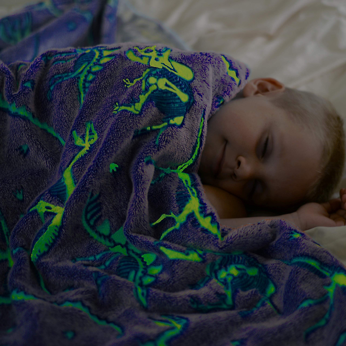 Dinosaur Blanket Glow in The Dark Luminous Dino Blanket for Kids - Soft Plush Blue T-Rex Blanket Throw for Boys and Girls - Large 60in x 50in Glowing Jurassic Dinosaur Fossil Gift Dino Bones Blankets