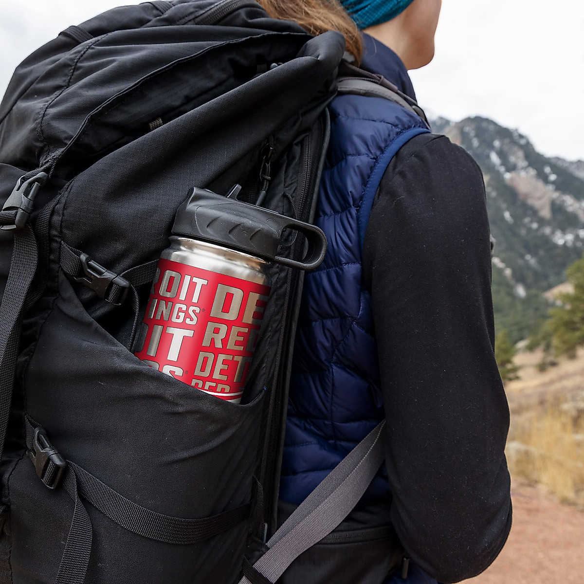 Rico Industries NHL Hockey Detroit Red Wings 22oz Stainless Steel Tumbler with Lid - Great For Coffee, Tea, Water or Cocktails