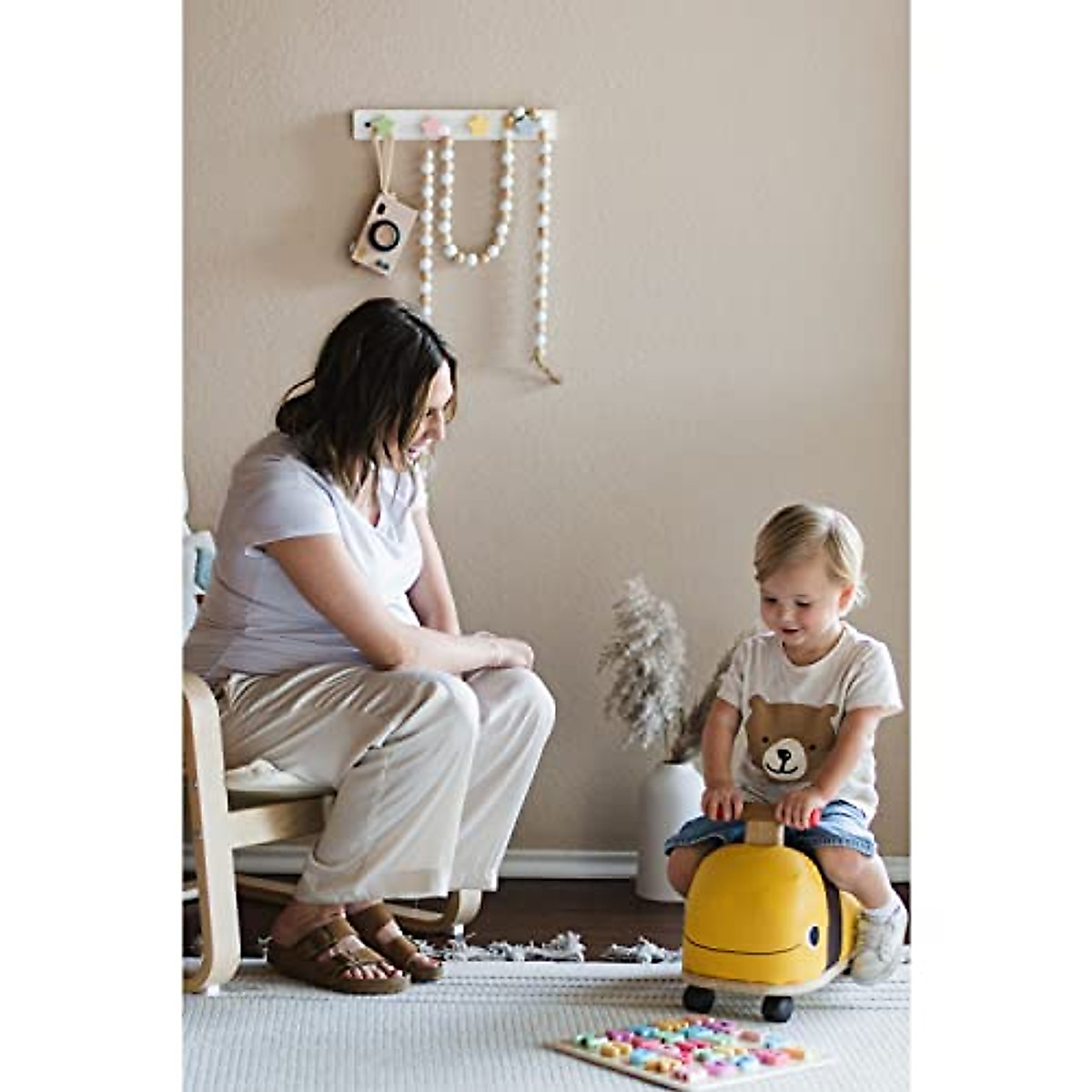 WONDERBEE Kids Coat Rack Wall Mount | Kids Wall Hooks for Backpacks, Towels and Coats | Mounted 14" Wall Hanger | Decorative for Kid's Bedroom, Playroom, Bathroom | Classic White