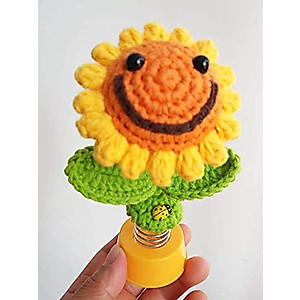 Sunflower Little Sun Auto Parts Dashboard Decoration, Crochet Smiley Head Shaking Sunflower Car Decoration Cute Girl Car Interior Desk Decoration Gift (Handmade Crochet) (Geometric, Orange)