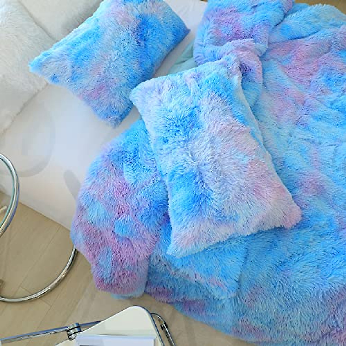 MOOWOO Plush Shaggy Comforter, Twin Luxury Ultra Soft Crystal Velvet Bedding Sets 2 Pieces (1 Faux Fur Comforter + 1 Faux Fur Pillow Cases), Colorful Blue