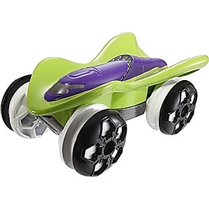Hot Wheels Color Shifters Toy Car in 1:64 Scale, Repeat Color Change in Icy Cold or Very Warm Water (Styles May Vary)