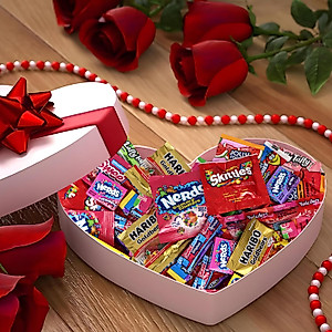 Bulk Mixed Candy Individually Wrapped Variety Pack - 4.5 Pounds Assorted Candies for Pinata Fillers, Schools, Office Treats, and Party Bags - Christmas Candy | Approx. 250 Pieces