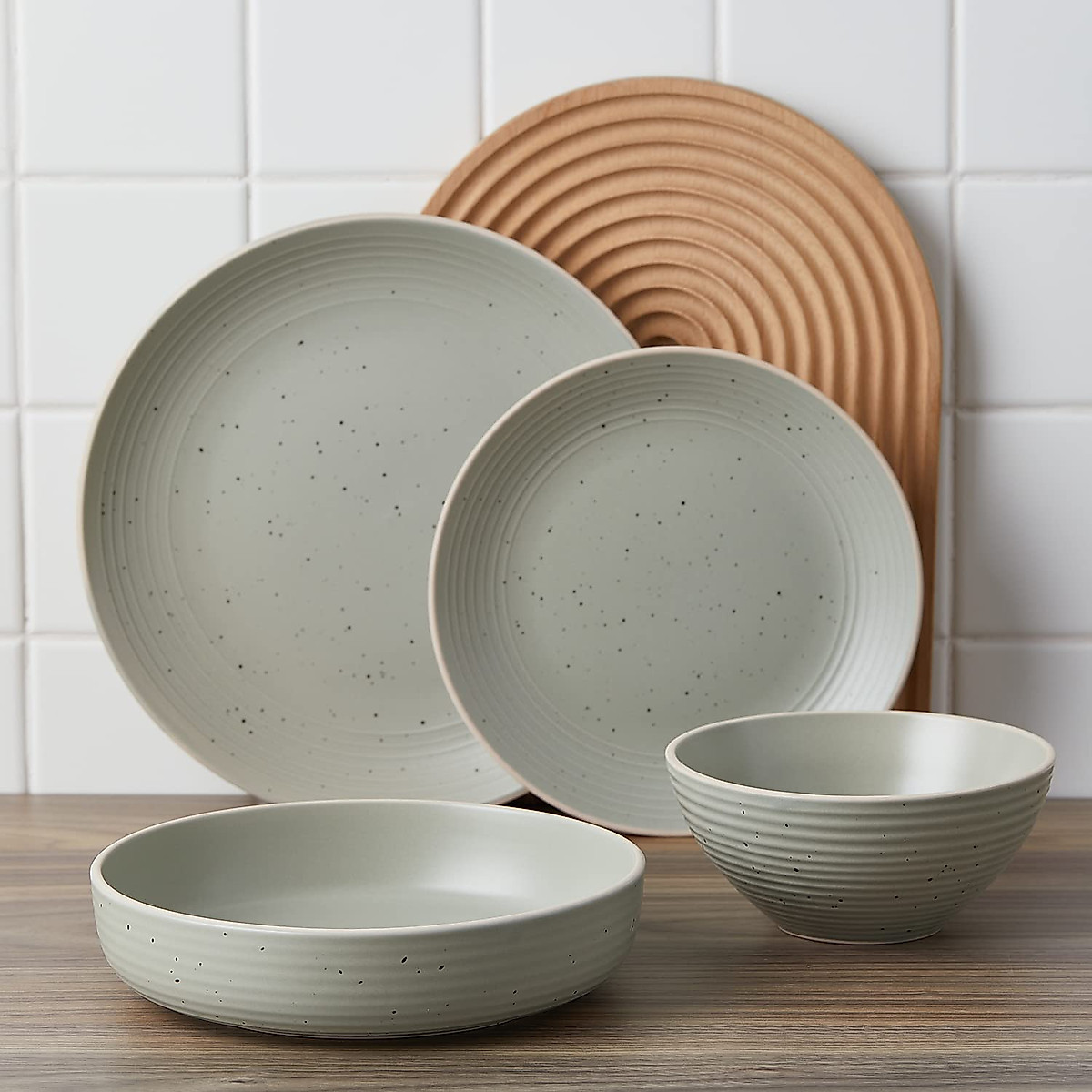 Stone Lain Lauren Modern Stoneware 32-piece Round Dinnerware Set, Plates and Bowls Set, Dish set for 8, Green
