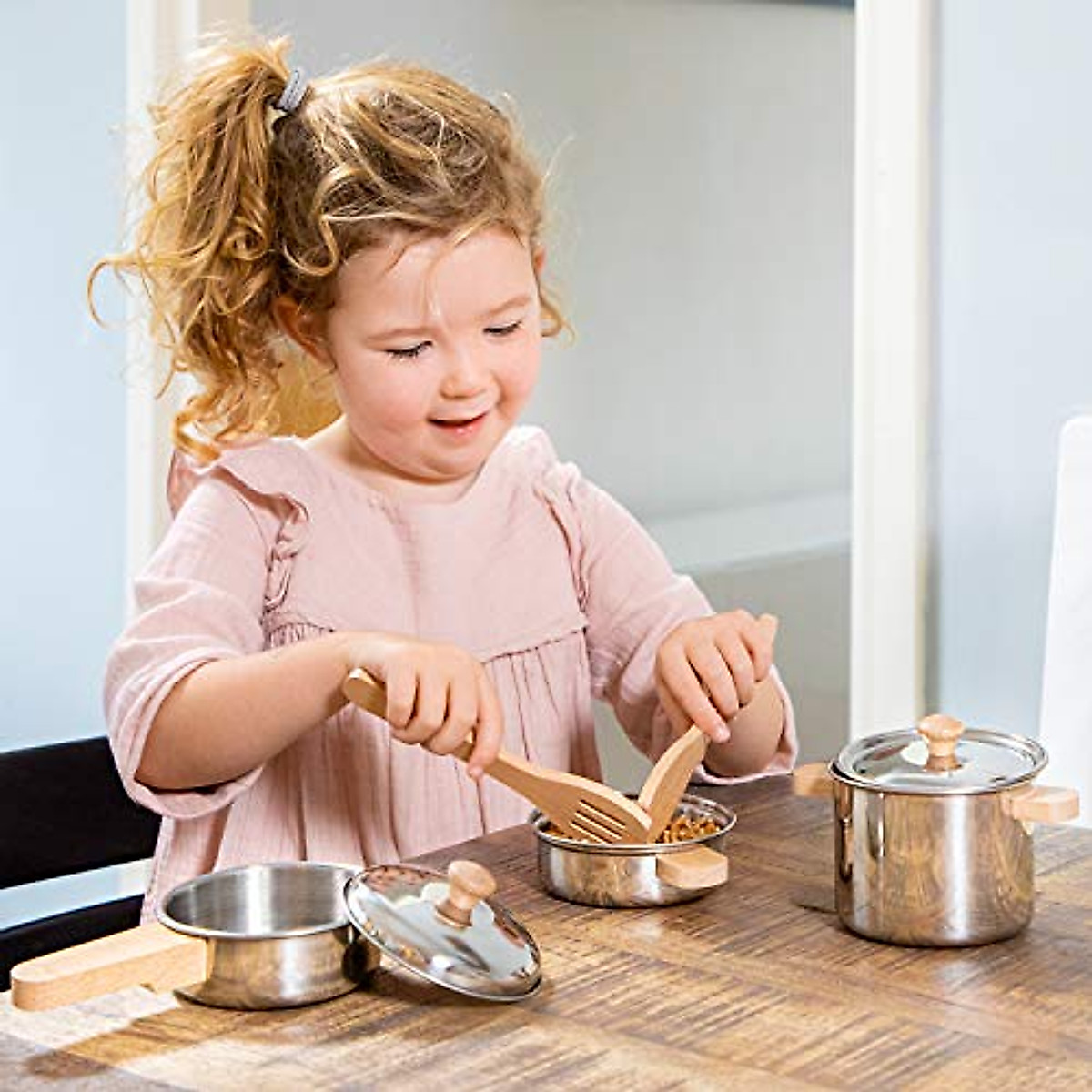 New Classic Toys Metal Pan Set - Pretend Play Toy for Kids Cooking Simulation Educational Toys and Color Perception Toy for Preschool Age Toddlers Boys Girls