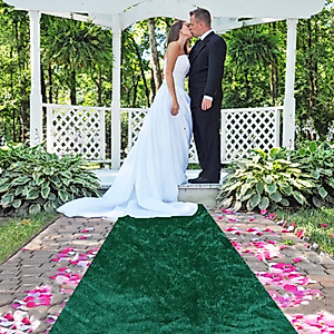 Aisle Runners for Weddings Emerald Green Wedding Aisle Runner 2FTx15FT Luxury Velvet Fabric Carpet Runway Green Aisle Runner for Party Bridal Runner Rug for Ceremony Birthday Event Wedding Decorations