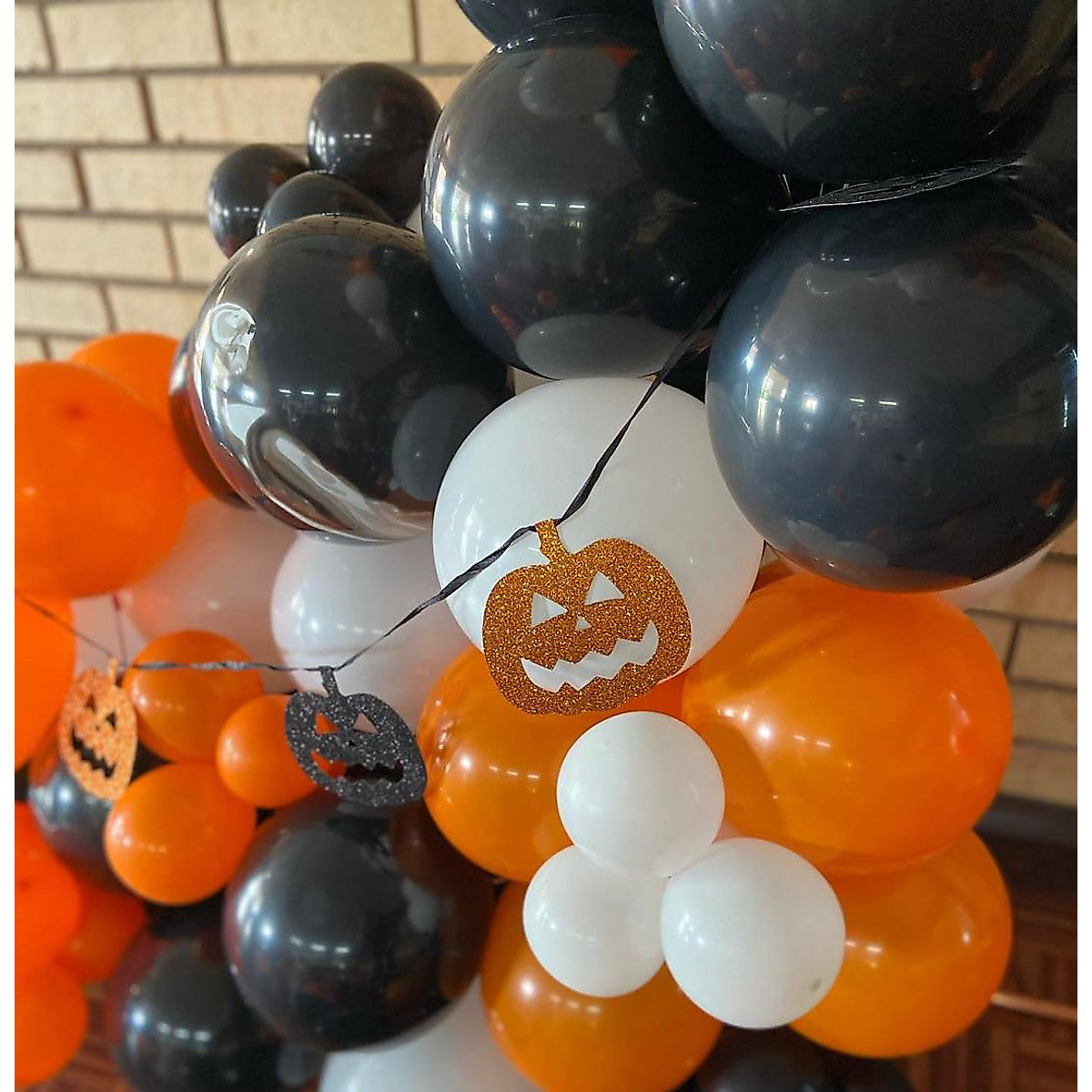 Halloween Balloons Black Orange Balloons Set, 50Pcs 12inch Black White Orange Confetti Latex Balloons Halloween Balloons for Halloween Celebration Party Bar Anniversary Graduation Decoration