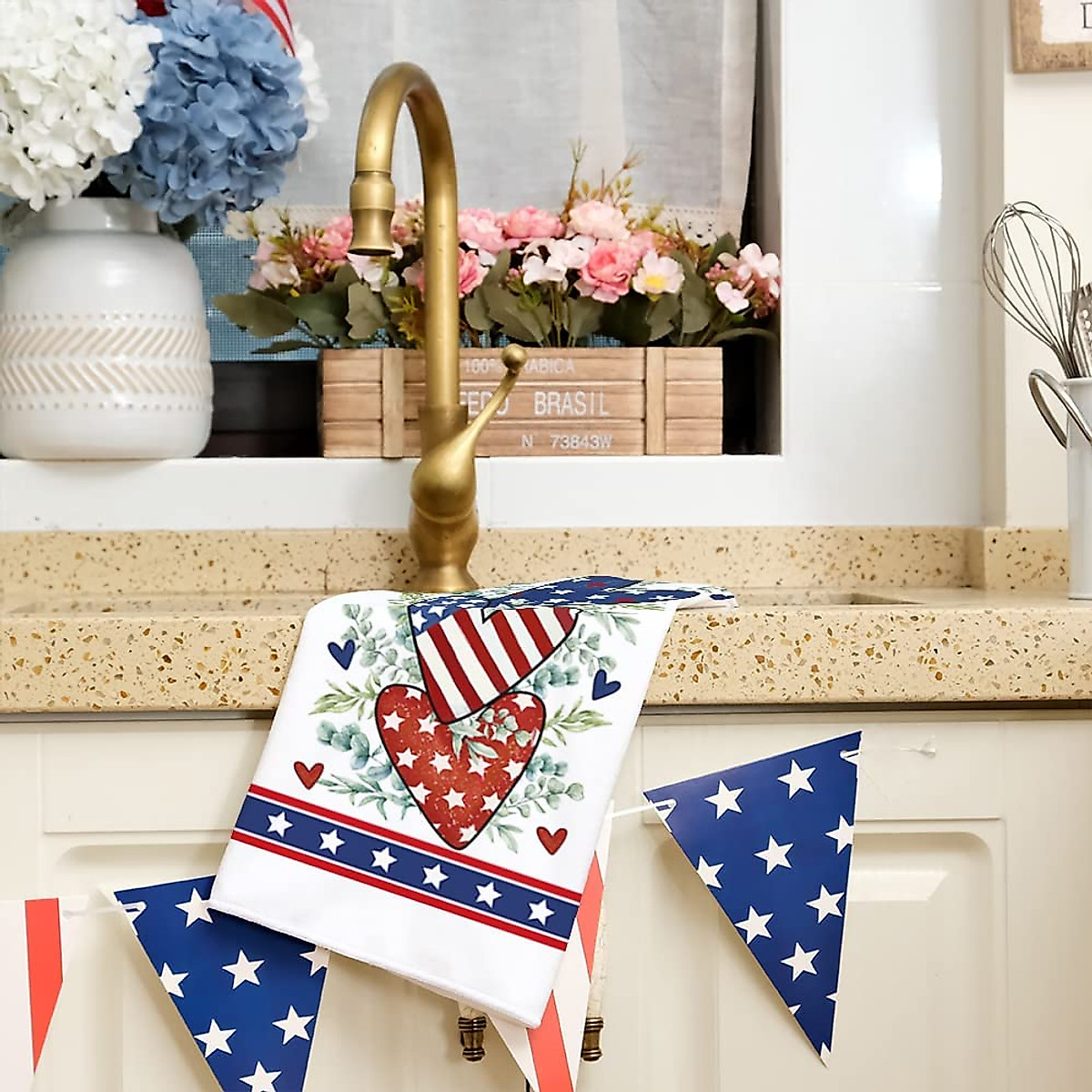 GEEORY 4th of July Kitchen Towels Love Heart USA Patriotic Dish Towels 18x26 Inch Ultra Absorbent Bar Drying Cloth Hand Towel for Kitchen Bathroom Party Home Decorations Set of 2