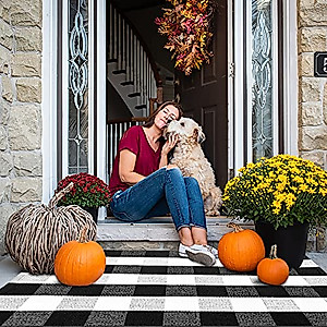 Frendy Buffalo Plaid Outdoor Rug, 27.5" x 43" (2.3' x 3.6') Hand-Woven Plaid Rug for Front Porch, Washable Layered Door Mat, Cotton Black and White Checkered Rug for Living Room/Entryway
