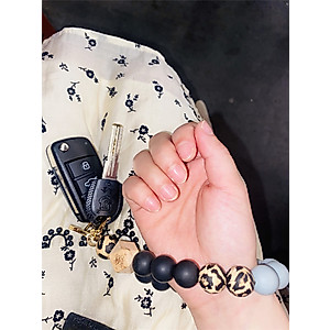 Poagoep Silicone Key Ring Bracelet Beaded keychain Wristlet Beaded Bangle Wristlet Keychain House Car Keys for Women(Leopard)