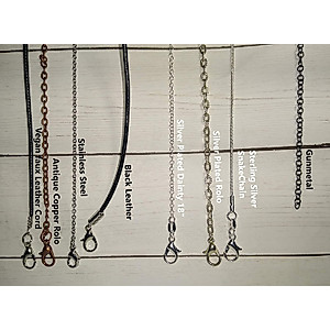 African Bloodstone 6mm Herringbone Pendant in Steel, Copper, Bronze, Black Iron, Titanium, Sterling Silver, 14K Gold, Rose Gold, or Black Niobium Wire (Handmade) March Birthstone Aries Zodiac