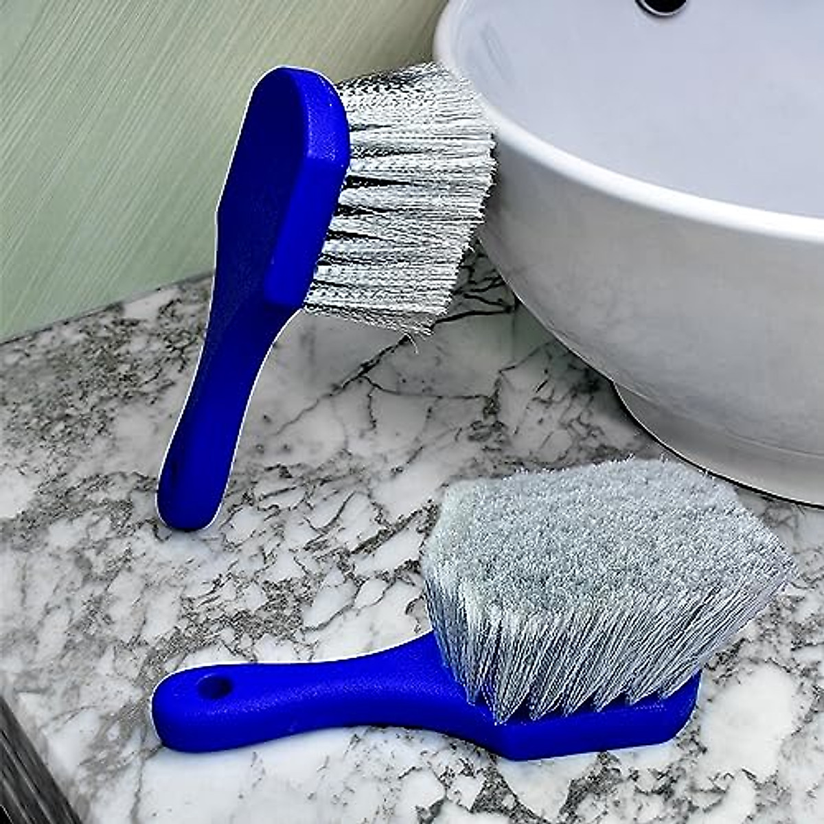 gunhunt 1 PC Car Tire Cleaning Brush with Short Handle, 8.26" x 2.95" x 2.95" Car Soft Bristle Wheel Cleaning Brush, Car Tire Cleaning Tool, Suitable for Most Models (Blue)