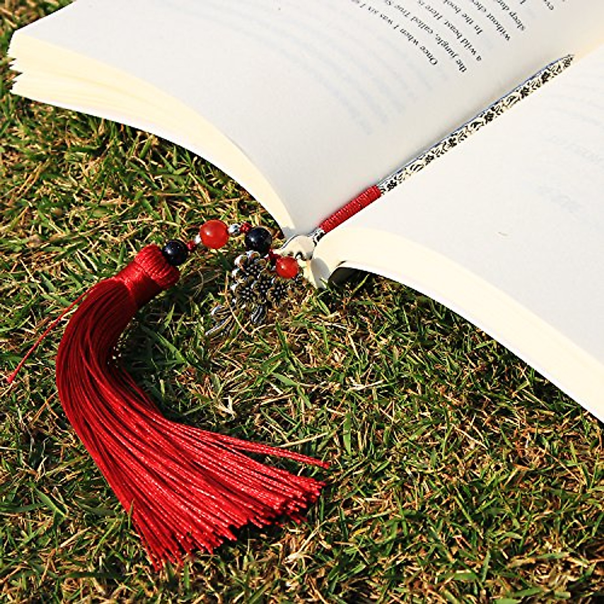 GTHER Chinese Metal Bookmarks with Tassel, Vintage Bookmark Unique Classical Ancient Chinese Hairpin Bookmark with Handmade Silky Tassel for Book Lovers Unique Gift, Plum Blossom