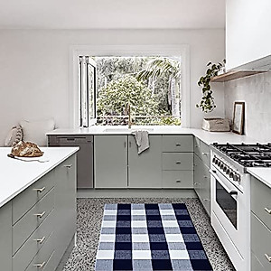 USTIDE Buffalo Plaid Check Rug Navy Blue and White Cotton Rugs 23.6"x35.4"Washable Hand Woven Outdoor Rugs Layered Doormats for Porch Kitchen Farmhouse