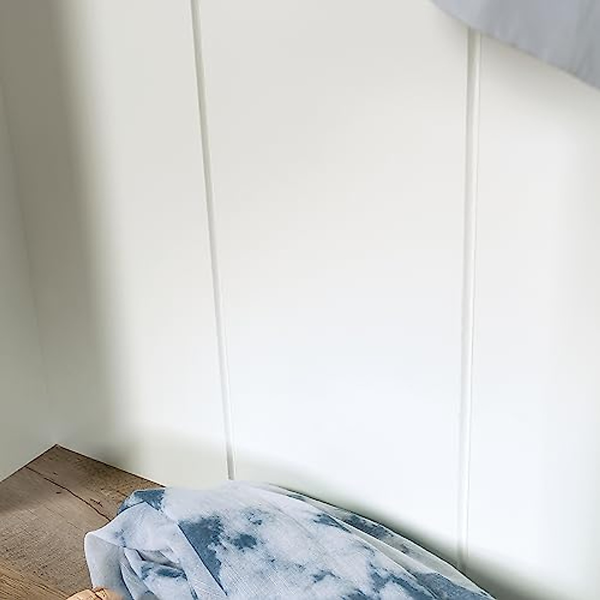 Sauder Cottage Road Hall Tree W/Bench, L: 21.73" x W: 19.45" x H: 71.50", Soft White Finish