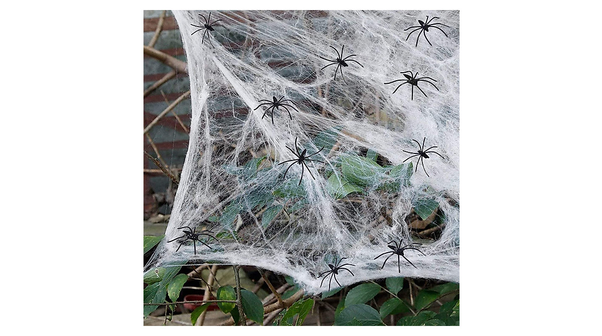 Spooky Halloween Decorations - Stretchable Spider Webs & Fake Spiders