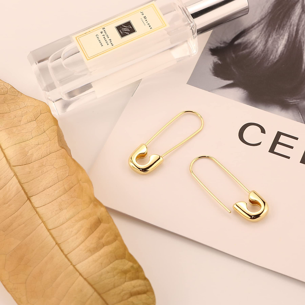 Safety Pin Earrings for Women - 14K Gold Paperclip Earrings Minimalist Dangle Hoop Earrings Paper Clip Earrings Daily Jewelry