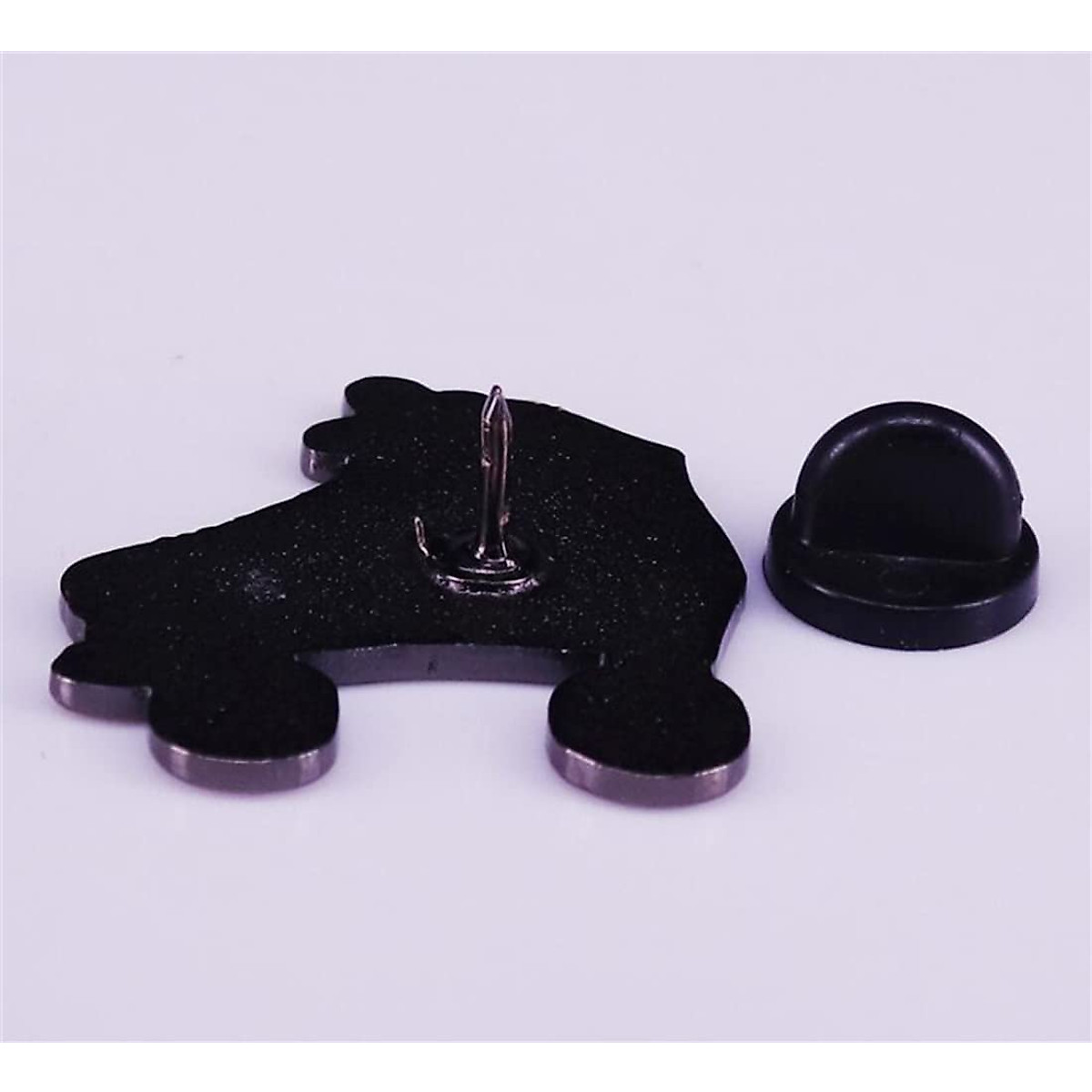 This is how I roll roller skates enamel pin retro skating brooch funny puns Roller Derby badge vaporwave aesthetic 80s kids gift