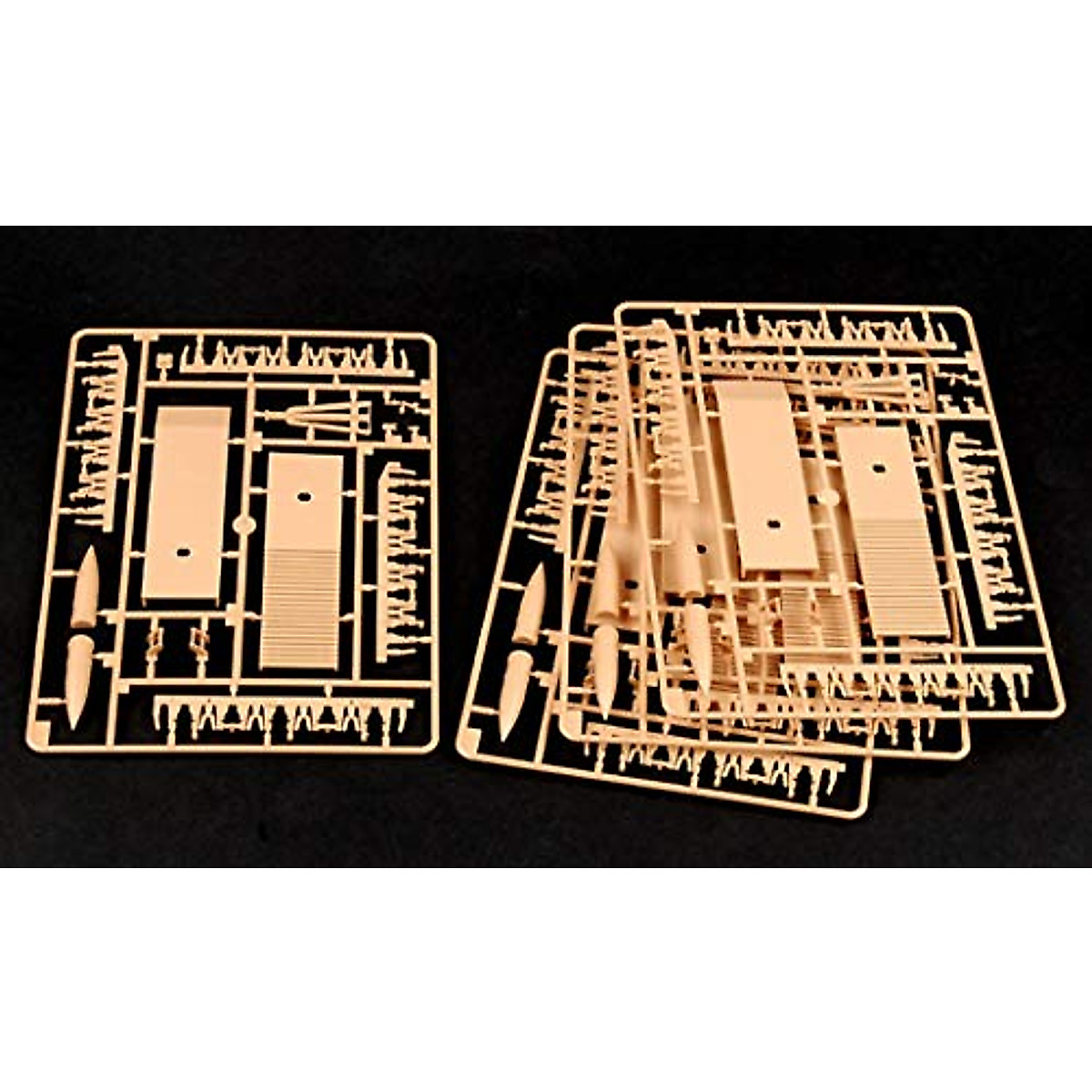 Hobby Boss German 80cm K(E) Railway Gun 'Dora' Vehicle Model Building Kit for 14 years to 18 years