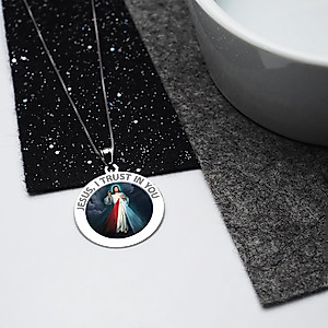 PicturesOnGold.com Divine Mercy Round Religious Medal - 1 x 1 Inch Inch - 10K Solid Yellow Gold