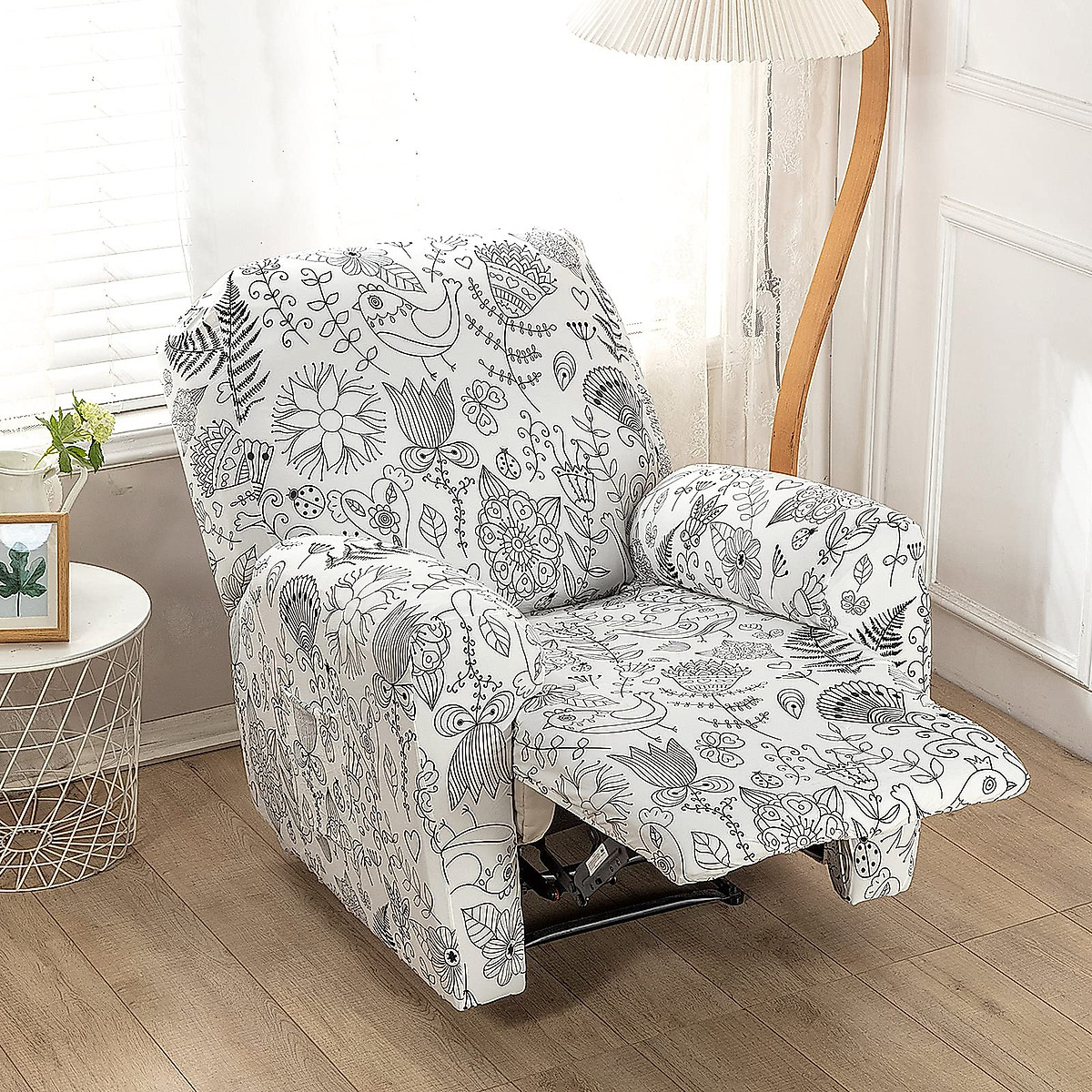 Stretch Recliner Cover Printed Chair Slipcovers 4 pcs in 1 Set Recliner Covers with Pockets 1 seat Printed Fallon Collection Slipcover Recliner Furniture Protector, Elastic Bottom (Wild Flower, 1 Set)