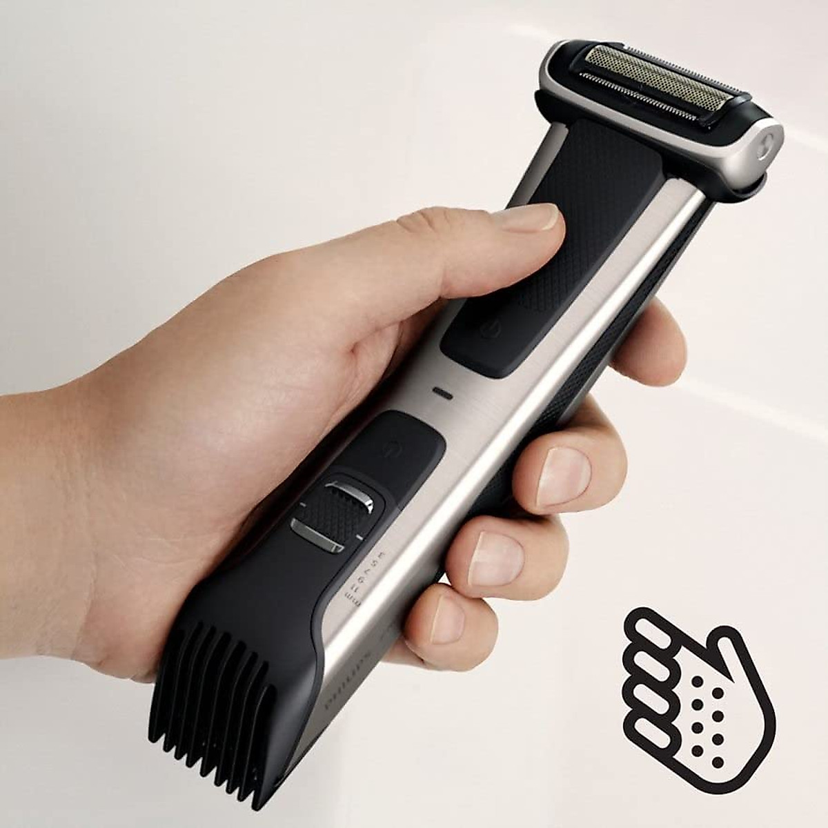 Philips Norelco Bodygroom Series 7000 Showerproof Body Trimmer & Shaver, BG7030/49