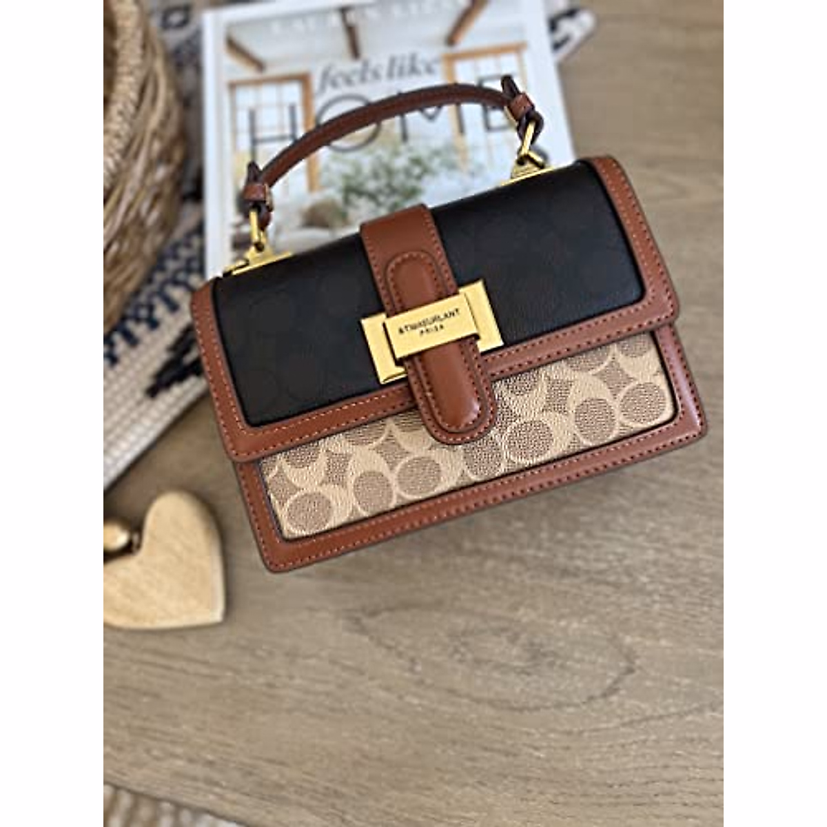 Small Crossbody Bags For Women - Leather handbag - Satchel Shoulder Bag - Fashion Design -Gold clasp - Multifunctional (Black)