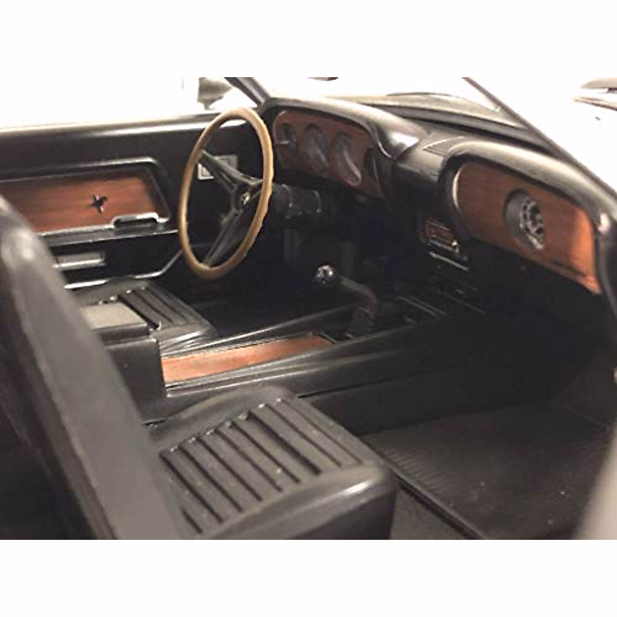 Greenlight Hwy-18016 1: 18 Highway 61 - 1: 18 John Wick (2014) - 1969 Ford Mustang Boss 429