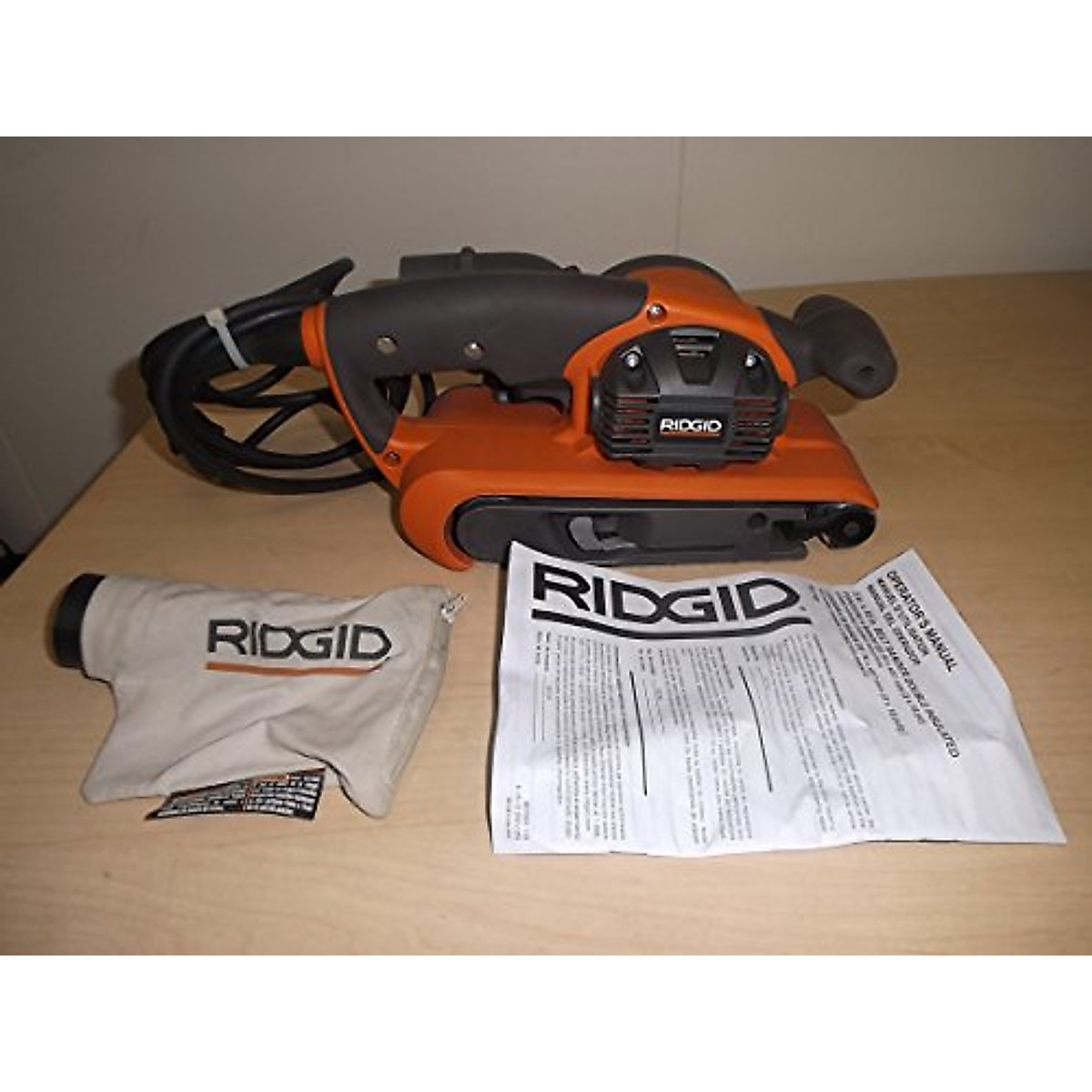 RIDGID R2740 Heavy Duty Variable Speed Belt Sander 3 in. x 18 in