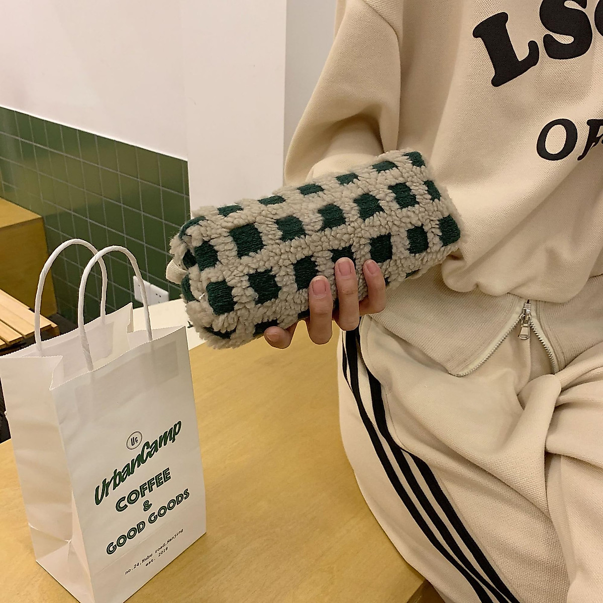 SURBEAV Pencil Case Pen Case Office College School Storage Bag Pouch Holder Box Organizer Makeup Pouch Cosmetic Bag Aesthetic Cute Pencil Case for Girls Boys Kids (Green)