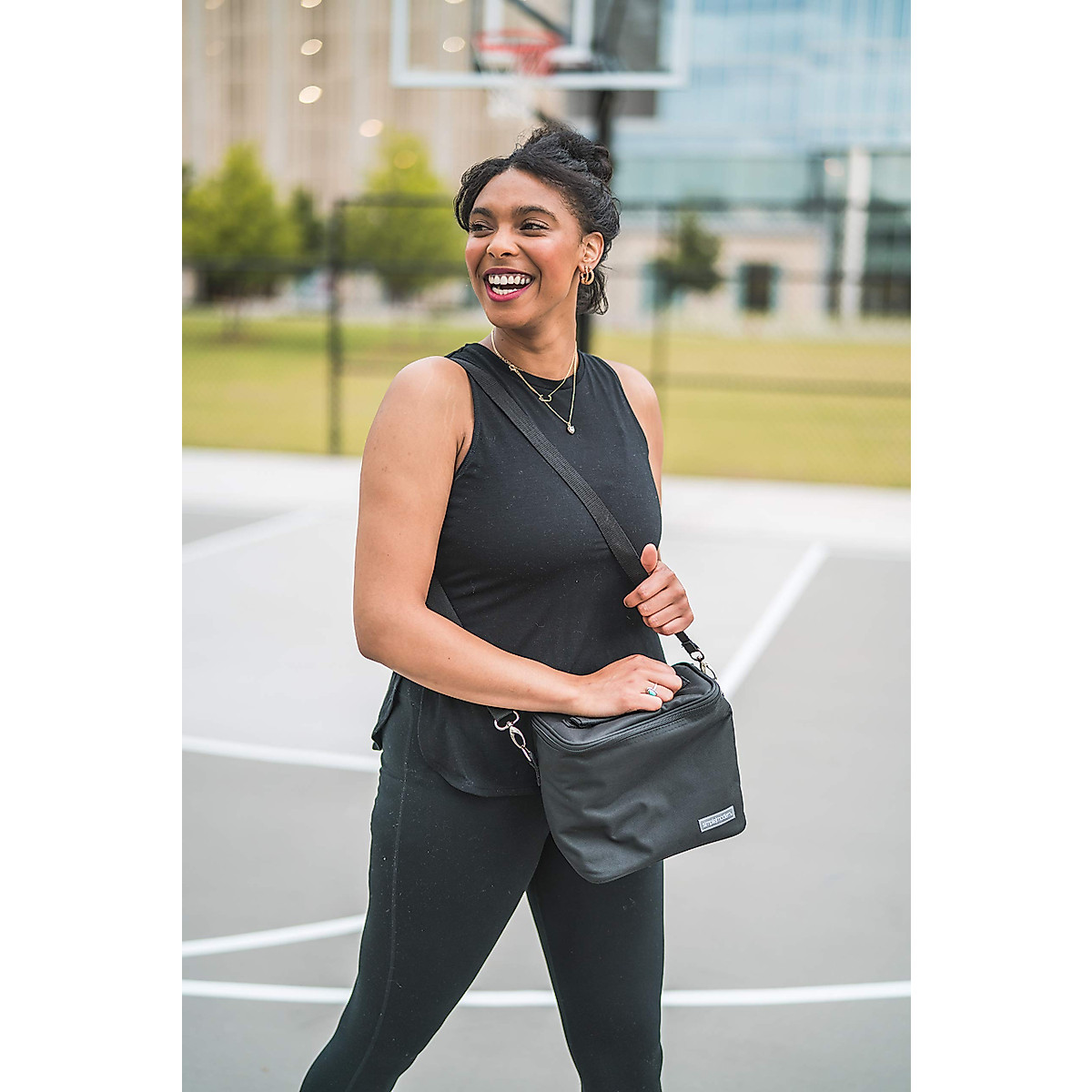 Simple Modern Lunch Box for Women & Men | Large Reusable Insulated Lunch Cooler Tote Bag | Spacious Container for Adult, Work, Travel, and School | Blakely Collection | 4 Liter | Tan