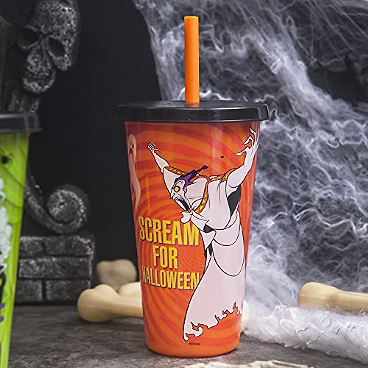 Zak Designs Disney Villains Halloween Glow in the Dark Tumbler Set with Lid and Straw for Cold Drinks, Funny Cups Made of Durable and Reusable Plastic, Great Gift for Fans (25 oz, Set of 4)