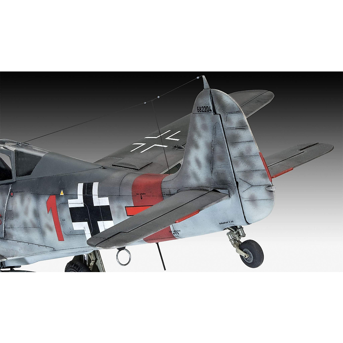 Revell 03874 1:32 Fw190 A-8 'Rammjäger' Plastic Model Kit