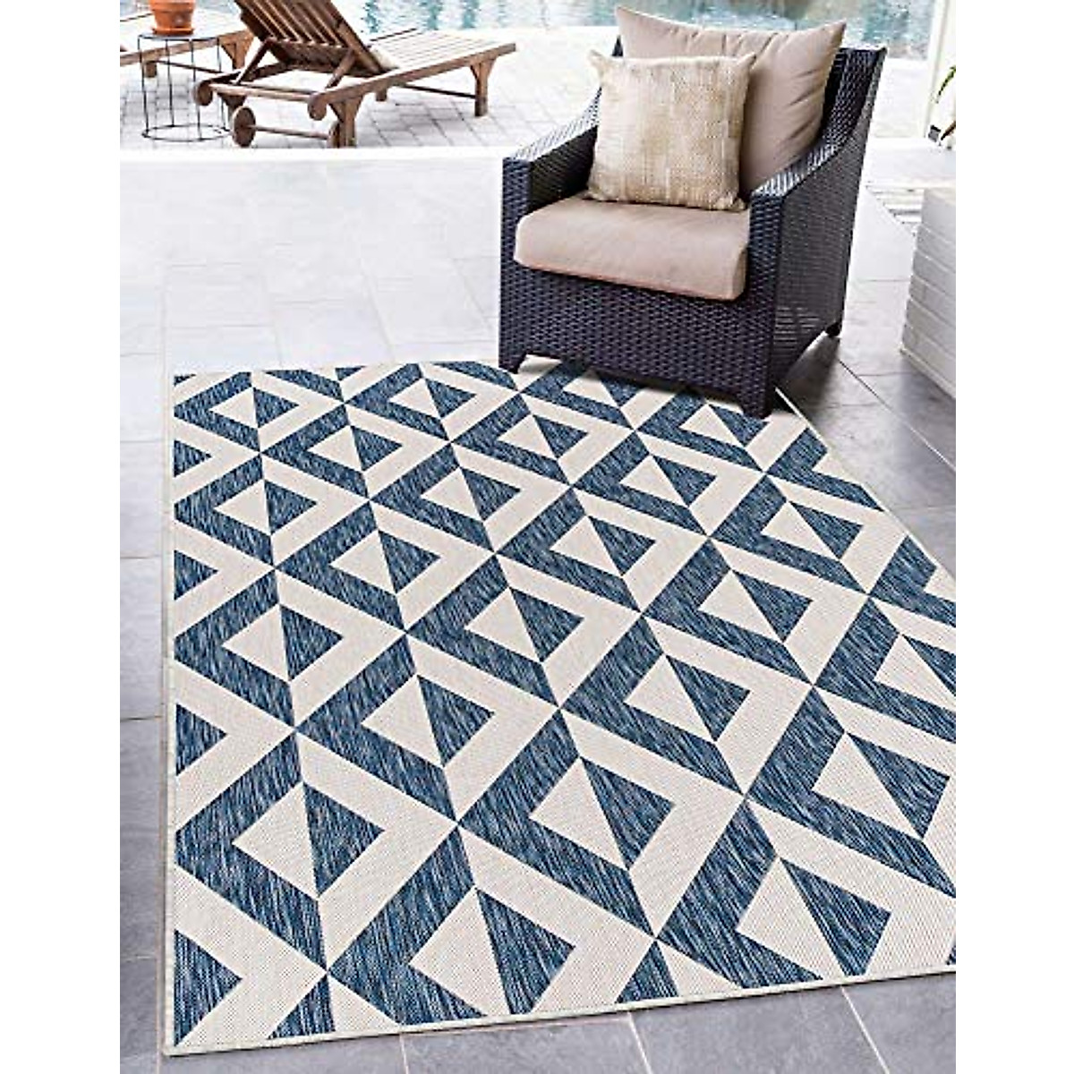Unique Loom Jill Zarin Outdoor Collection Geometric Area Rug (4' 0 x 6' 0 Rectangular, Blue)